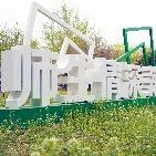 一个专业的汽车维修技师 