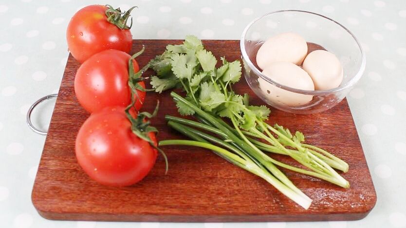 这才是西红柿蛋花汤最美味的做法,看完你就有了拿手汤,值得收藏