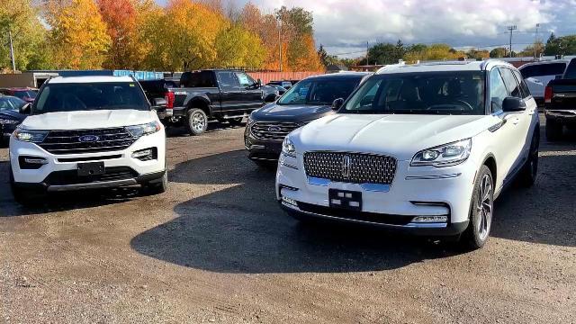 林肯飞行家和福特探险者对比实拍,选谁看完自己考虑