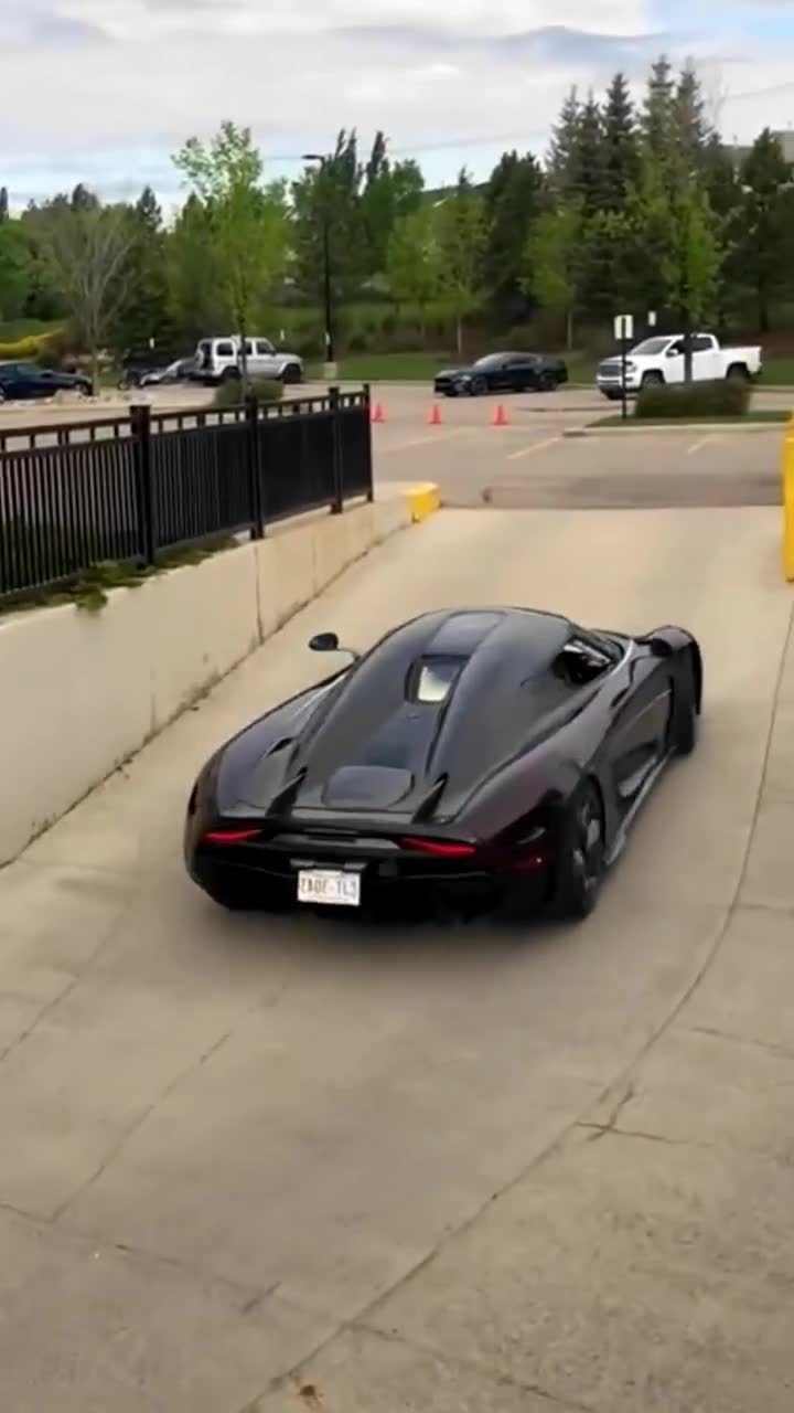 '幽灵'柯尼塞格