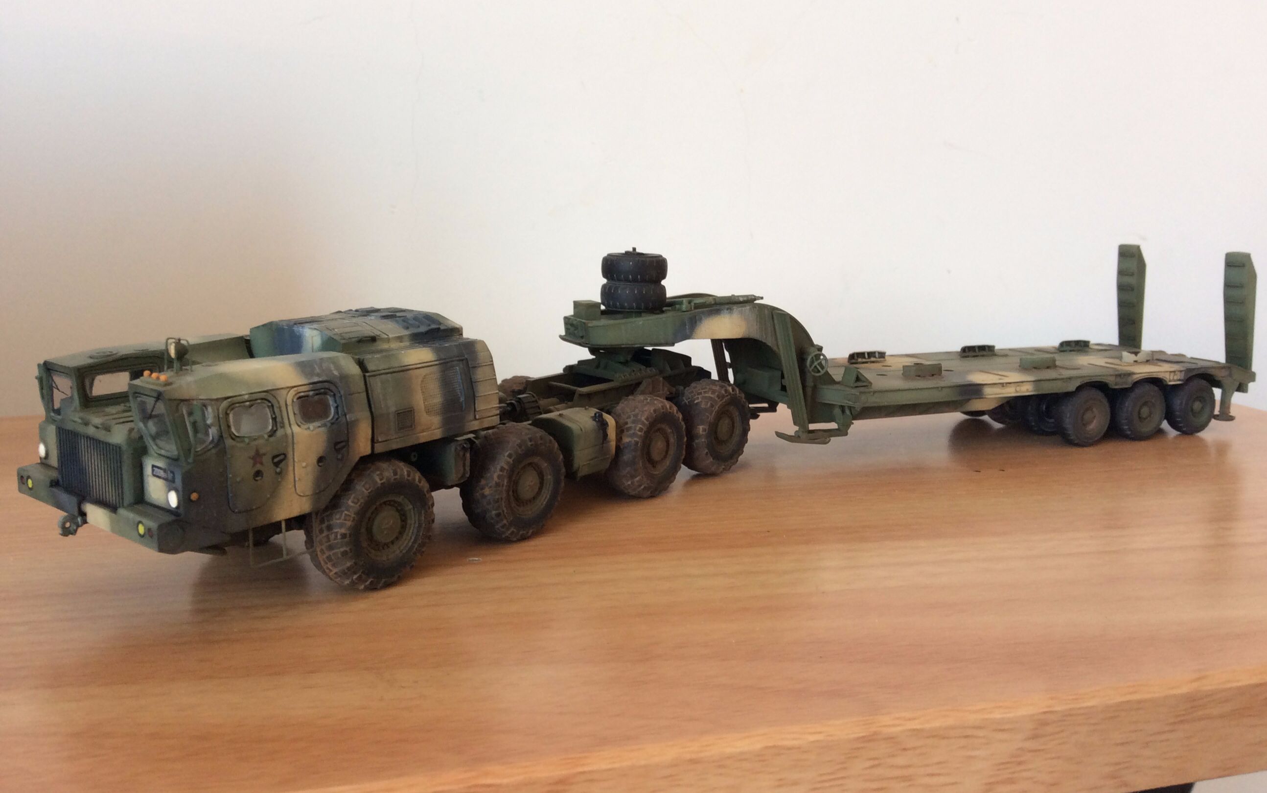 拖车模型制作(从开盒到完成)