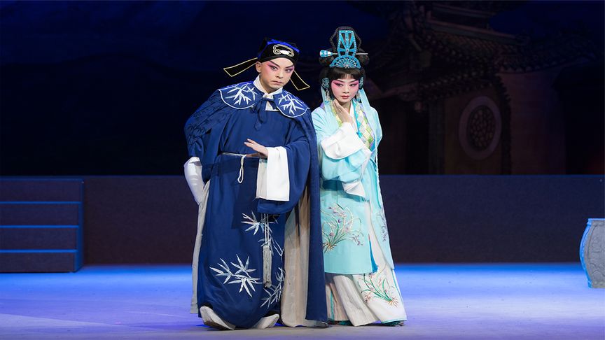 潮剧新秀演员刘小丽《山盟海誓今何在》 选段赏鉴,唱腔很绝!