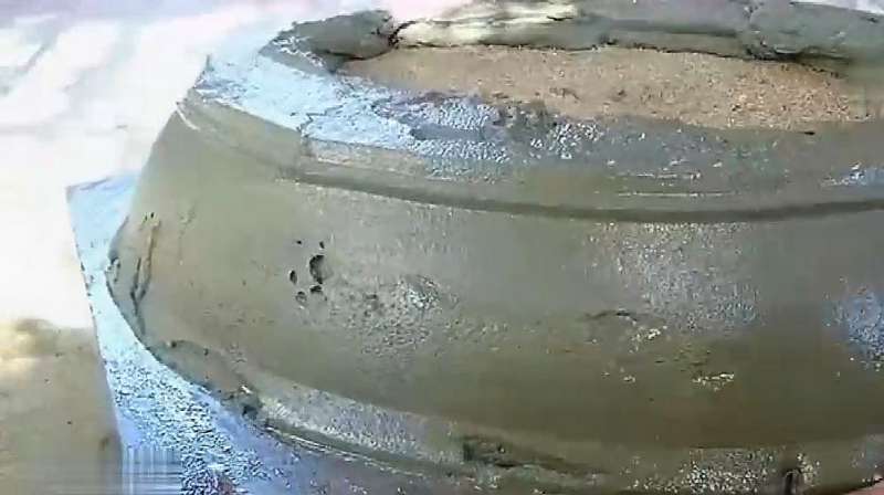 花盆不用买,用这个模具在家自己制作,经济实惠,看到成品我服了