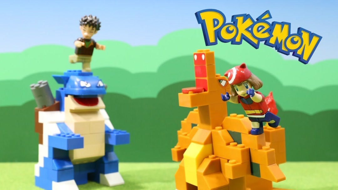 精灵宝可梦 宠物小精灵喷火龙的积木玩具