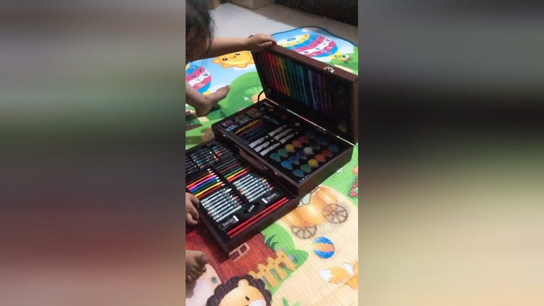 @反季羽绒服发了一个短视频,你尽管点开,不好看算我输!