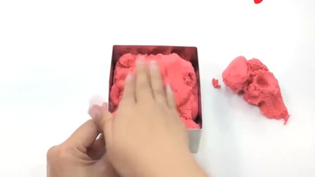 橡皮泥彩泥创意手工制作蒙面睡衣侠的垂钓鱼塘趣味玩具