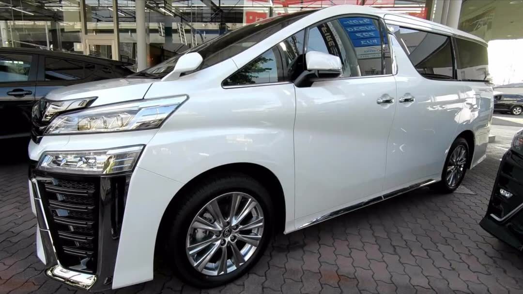 陆地头等舱,实拍丰田豪华MPV,不要太喜欢!