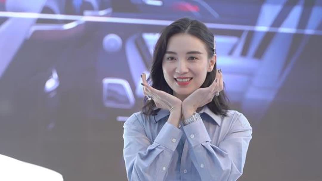 初见即心动,看宋佳如何爱上红旗EHS9