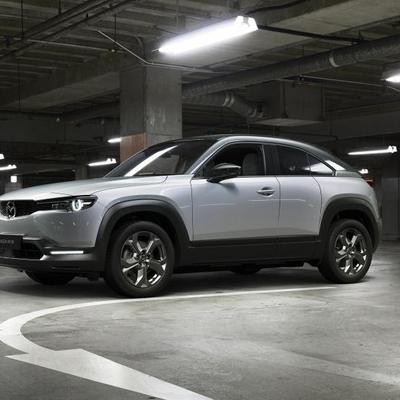 ...纯电动车MX-30加入转子发动机,虽然在整套动力系统中只是作为增程...