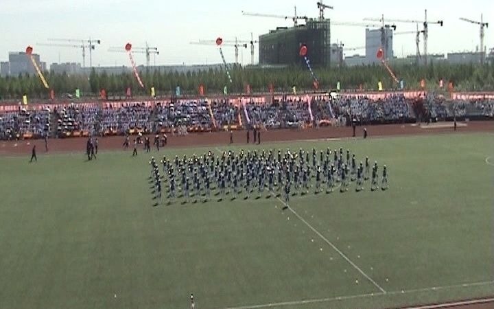 2015年校区运动会行进吹奏表演