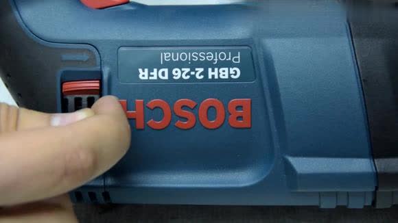 俄罗斯人教你如何辨别真假博世电锤