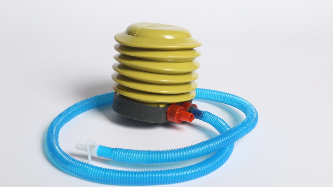 脚踩打气筒使用视频