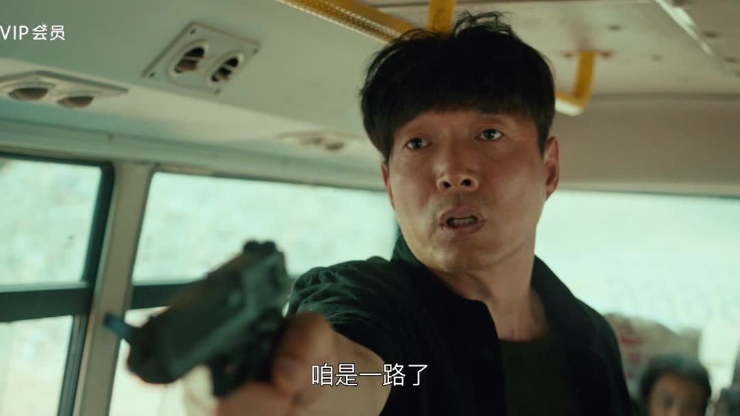《滚动的钢蛋》先导预告