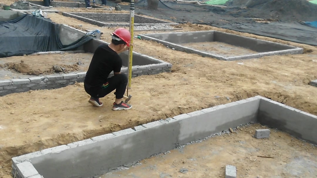 无地下室桩基承台标高确定