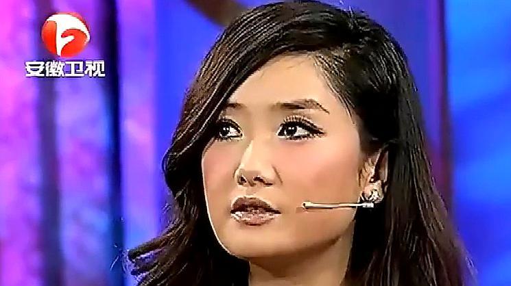 这部作品出来的早但不及鸟叔火,鲁豫替凤凰传奇惋惜