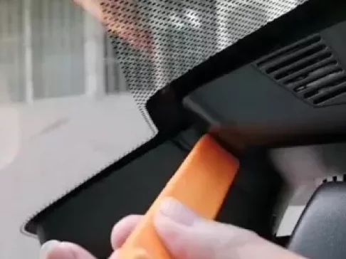 LHD-路虎捷豹专用行车记录仪阅读灯取电安装教程