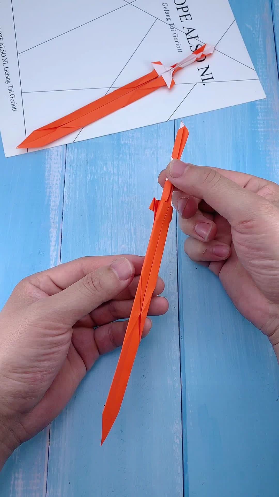 简单几步折一把炫酷的宝剑折纸!折纸手工折纸玩具亲子