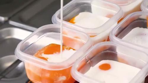 街头美食:原来舒芙蕾是这样做成的!