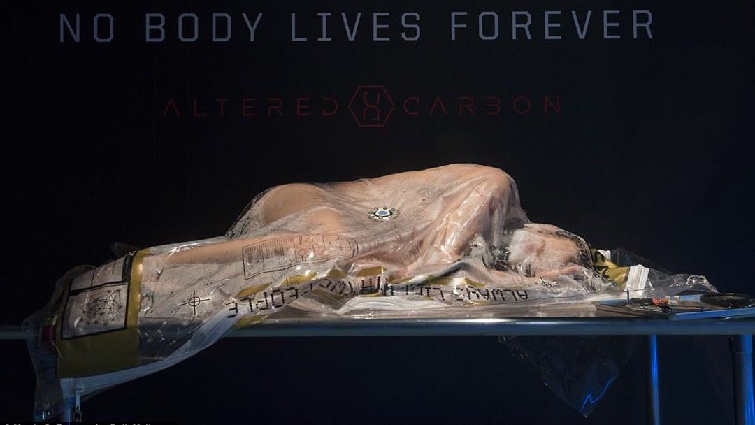 公然挑战人类伦理道德,这家公司生产出人造人,让你换身体续命