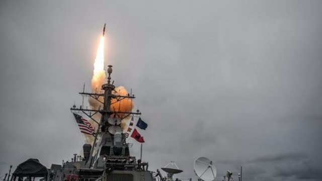 新指令:若美方军舰闯入12海里,可以直接对其开火?