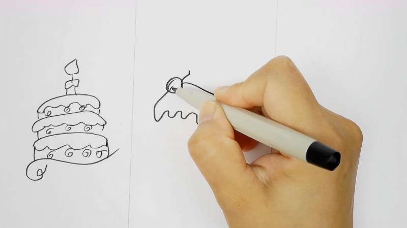 3种蛋糕的简笔画