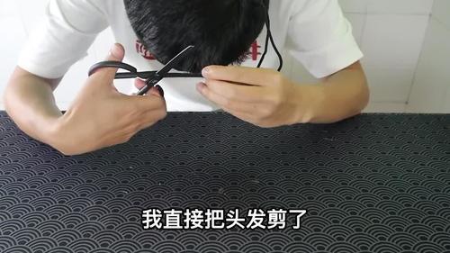 开箱:网红鼻毛修剪器,据说不夹肉,到底好不好用