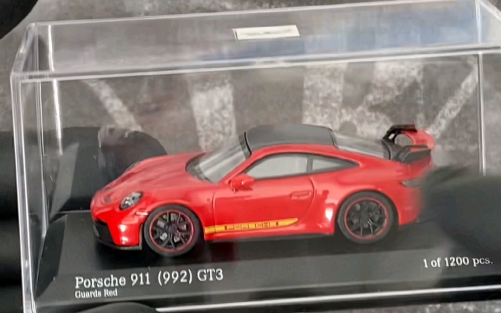 【迷你车库045】迷你切 1/64 保时捷911(992) GT3
