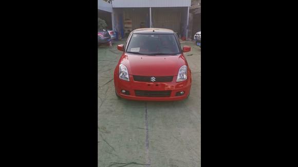 铃木雨燕自动挡小车