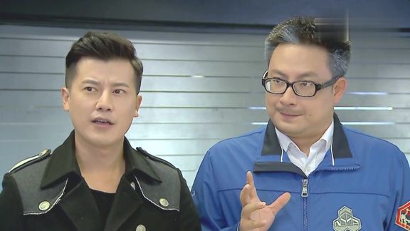 巨神战击队 红霄卫实力太弱,队友对他进行严苛训练,真是辛苦!