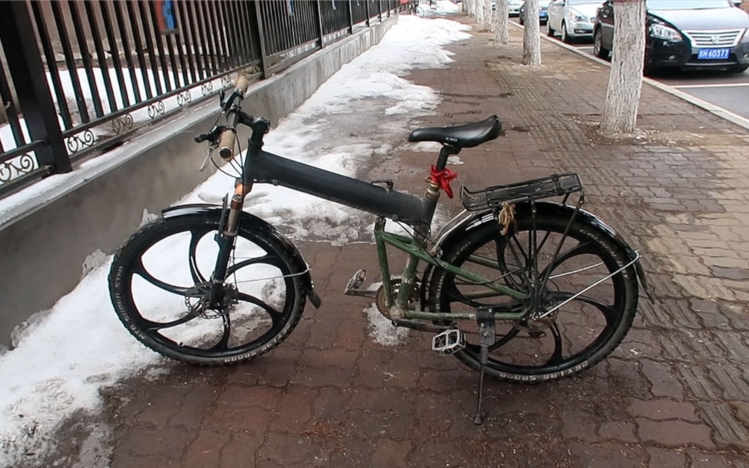 闪电装备:我给山地自行车安装了挡泥板,升级日常代步交通工具!