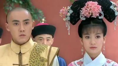 新还珠格格:皇后和容嬷嬷又在太后面前添油加醋,小燕子威胁她