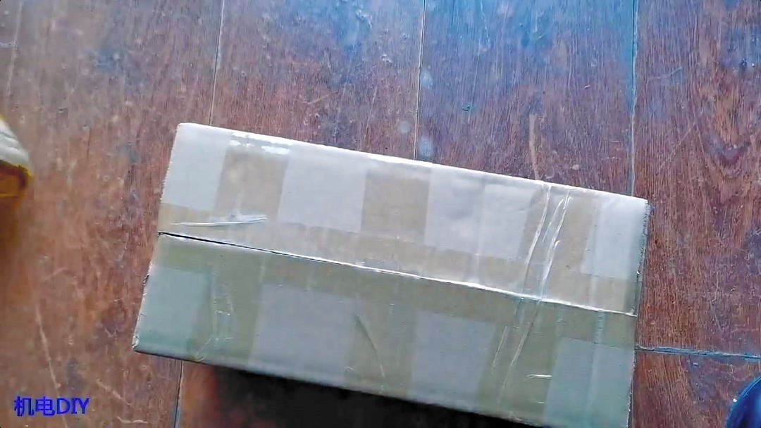 一百三十块钱买了一台充电角磨机!一起来看看值不值这个价