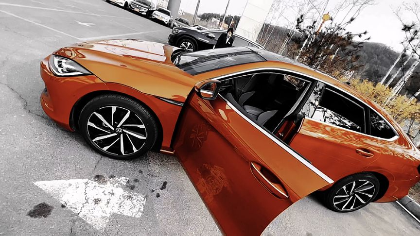 据说只有无框车门才能这么拍,不信你试试#万众瞩目就是凌渡