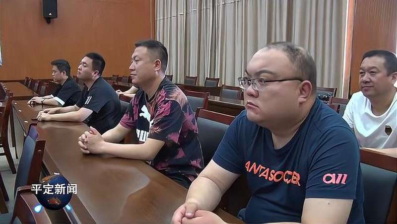 县公安局召开英模典型先进事迹新闻发布会