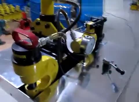多功能母线加工机VHB-150操作视频 银都液压工具