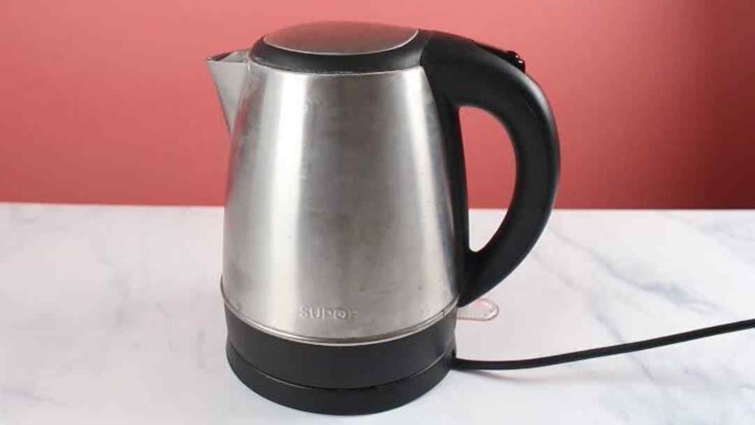 电热水壶坏了,多半是这里有问题,简单就能修好,不用花冤枉钱了