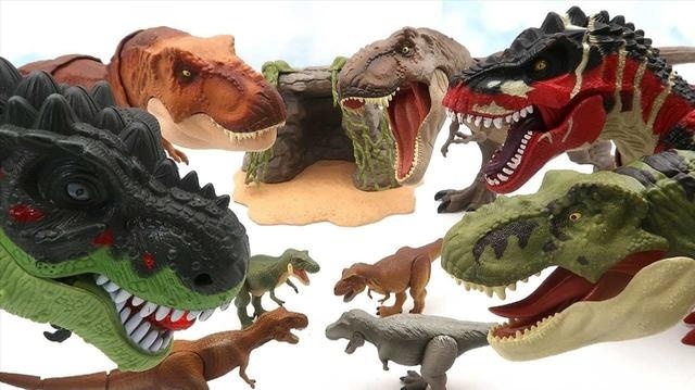 侏罗纪恐龙霸王龙模型玩具展示