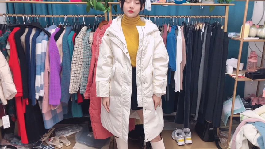 明早6点开播,新款90羽绒服,很多福利很多新款!