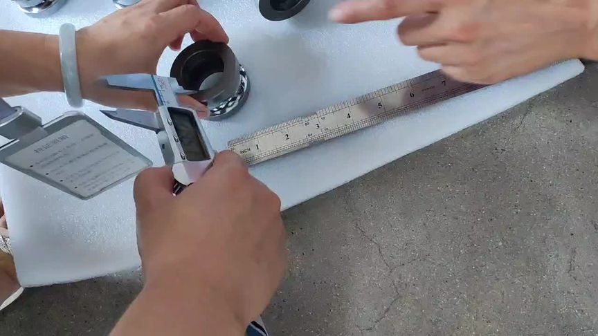 #硬质合金滚轮 出库前的检测中