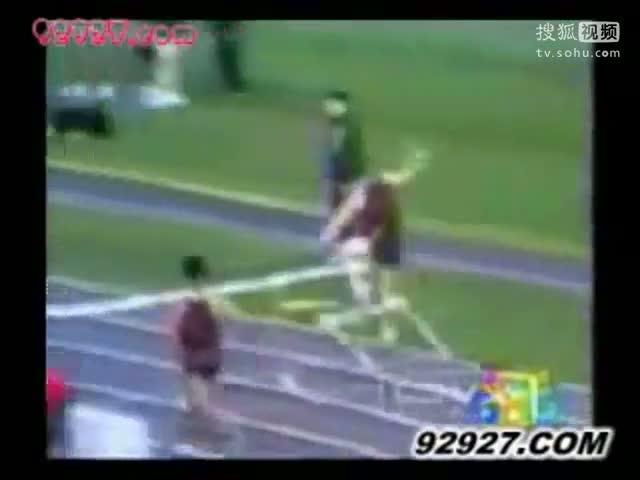 (搞笑视频)比刘翔还猛的经典爆笑跨栏-YouTube
