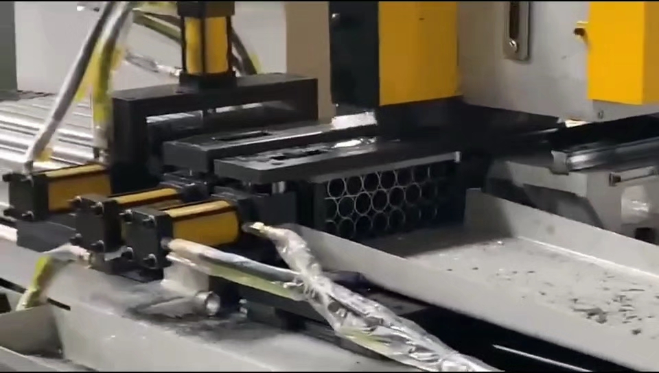 全自动切管机,数控切管机,425伺服全自动切管机视频,横切机