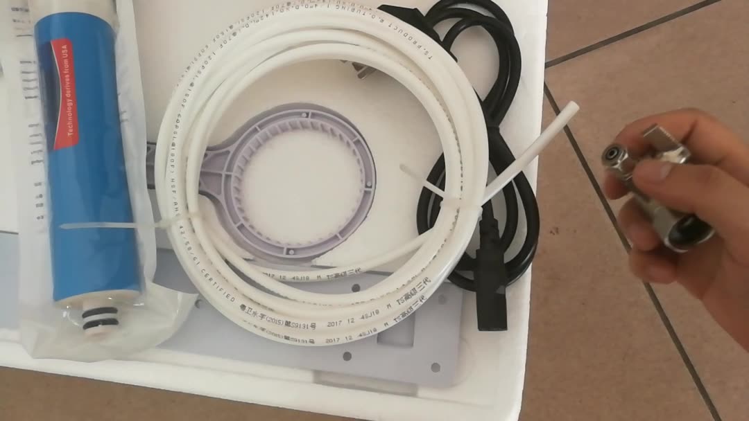 千奴净水器家用直饮加热冷一体机RO纯水机壁挂台式介绍安装视频
