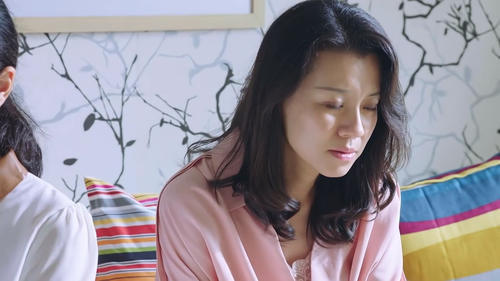 植物人妻子做手术,死亡风险一半,婆婆同意老公却犹豫了