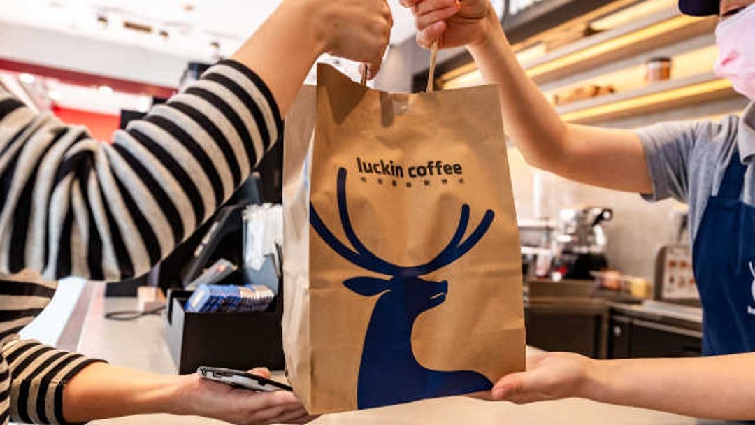 瑞幸年收入翻倍,门店超6000家