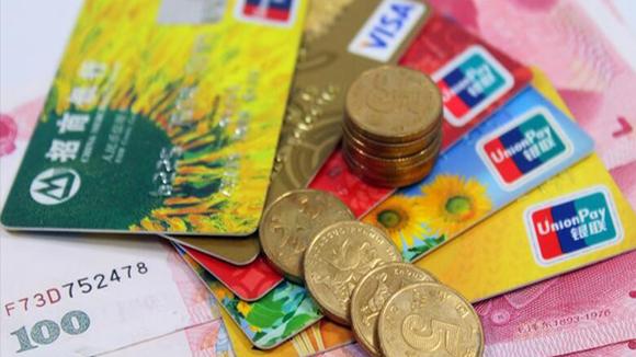 信用卡还不上怎么办?信用卡欠款20万,是否有没钱还信用卡笨方法