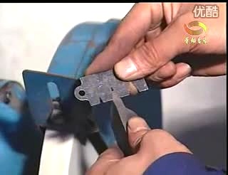 车床操作视频-梯形螺纹车刀的刃磨
