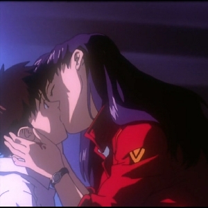 充电中的初号机 