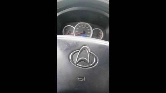 发动机故障灯亮是什么原因?求解