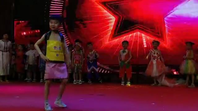 毕业典礼 ,舞蹈表演 ,演出现场视频 ,最难忘的瞬间