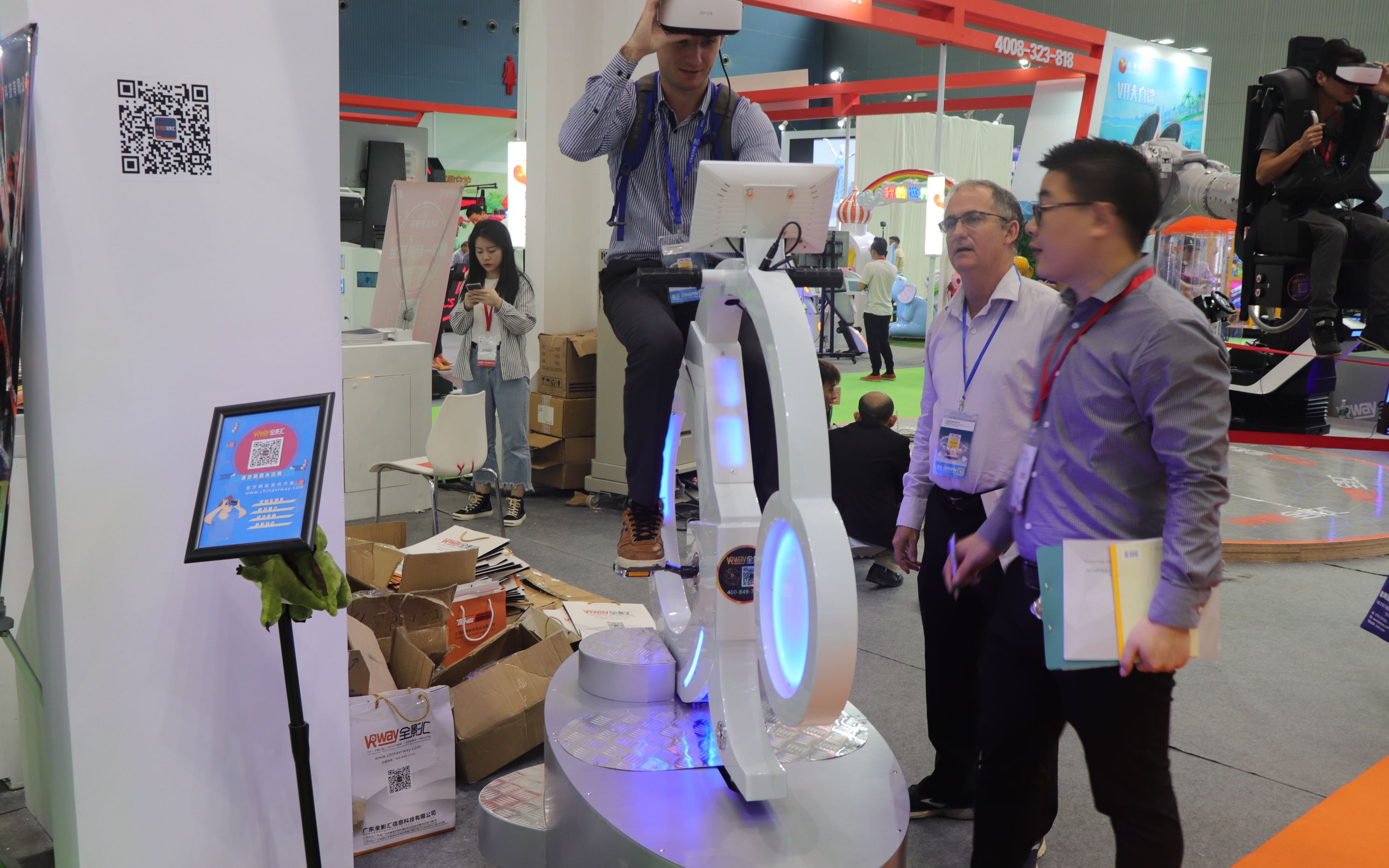 VR动感自行车 VR模拟骑行单车 VR虚拟现实体验设备 VR体验馆_全影...